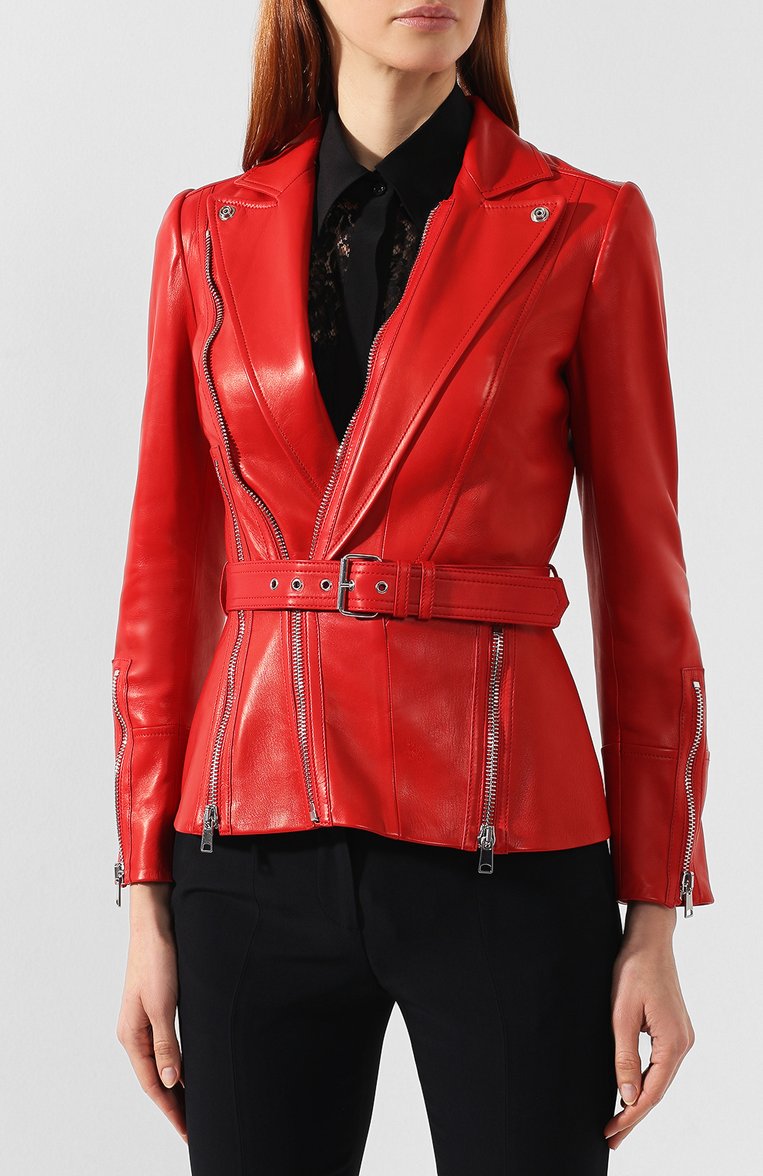Женская красная кожаная куртка с косой молнией ALEXANDER MCQUEEN купить ...